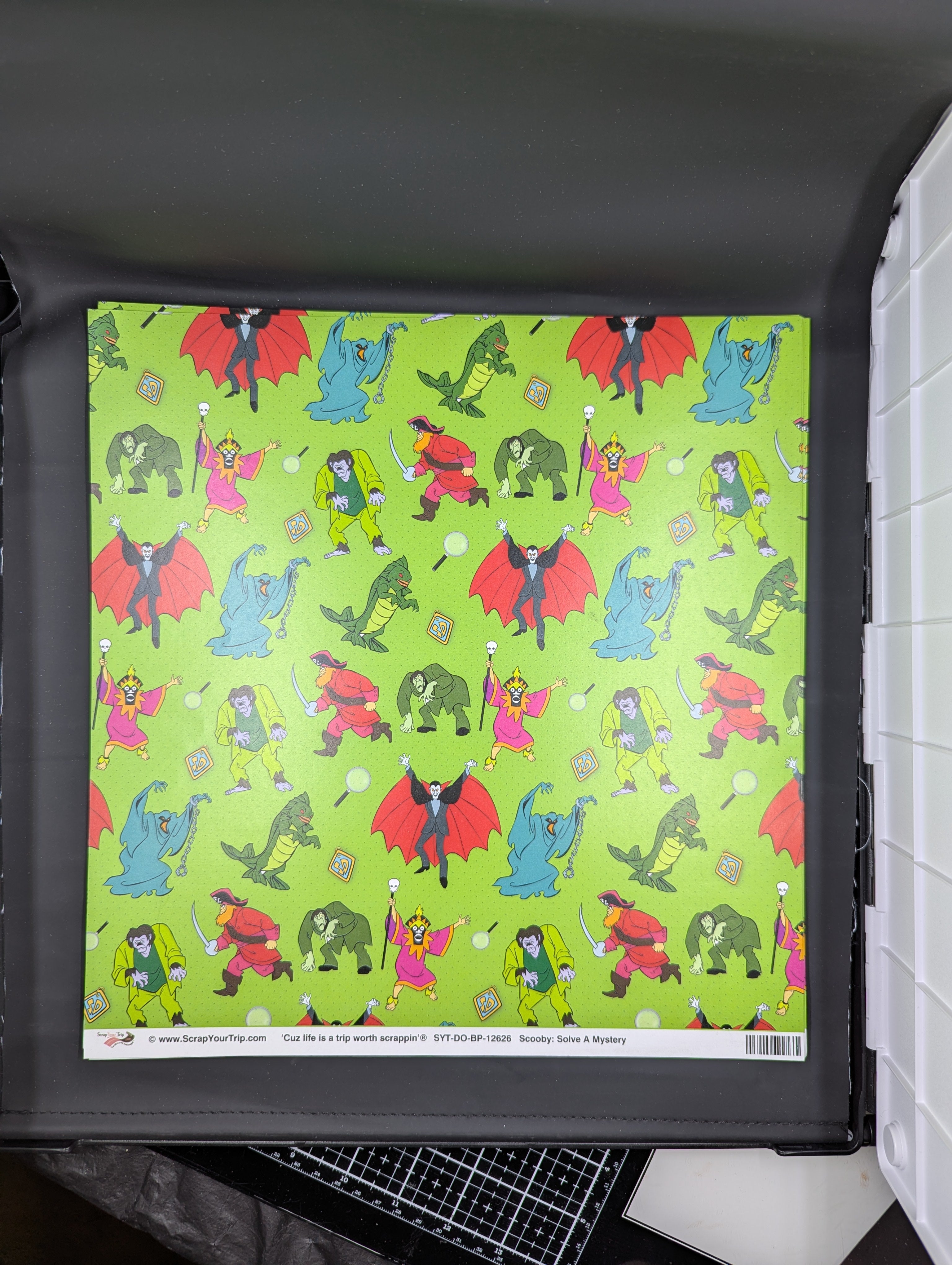 12x12 Scooby Doo monsters – Scrapendipity Online