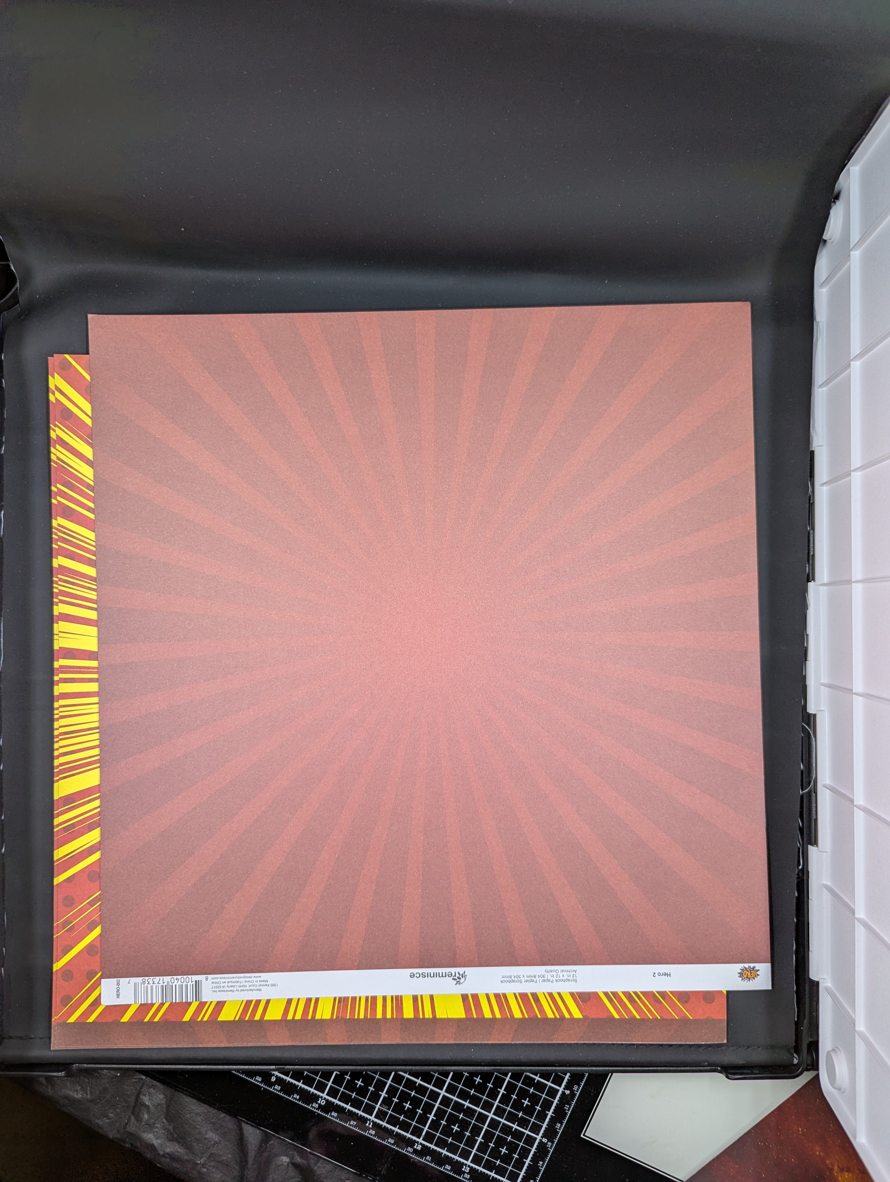 12x12 super Hero 2 burst – Scrapendipity Online